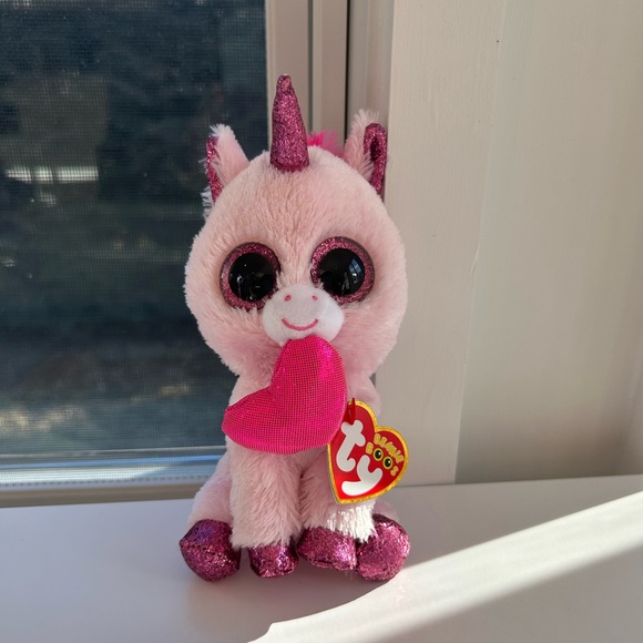 Ty | Toys | Nwt 6 Inch Darling Unicorn Heart Ty Beanie Boo Plush | Poshmark